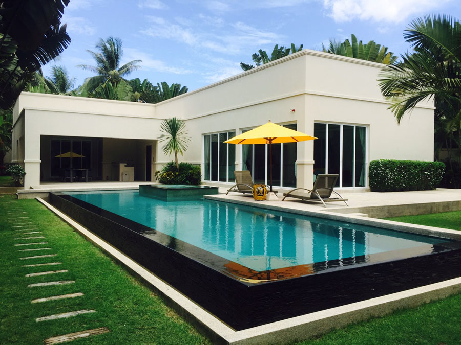 3 Bedroom / 3 Bathroom Villa with Pool For Sale - Base Thailand